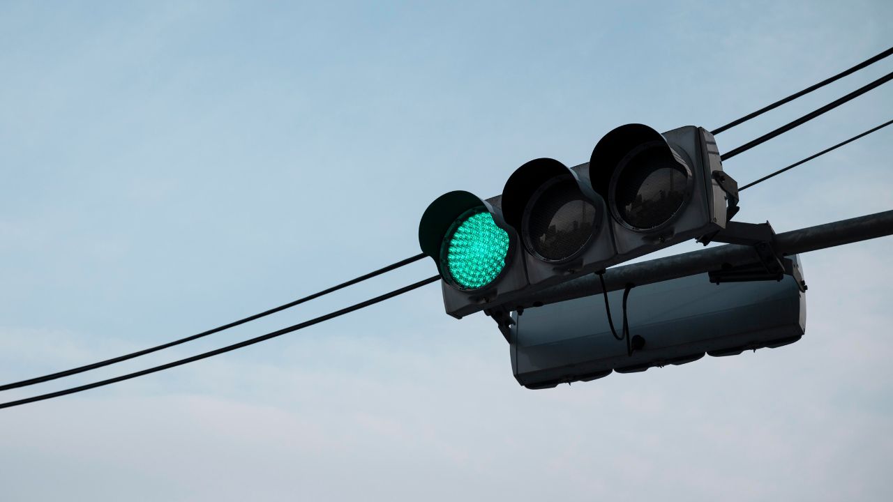 Novo Semáforo Moderno Em SP? Confira Como Irá Funcionar